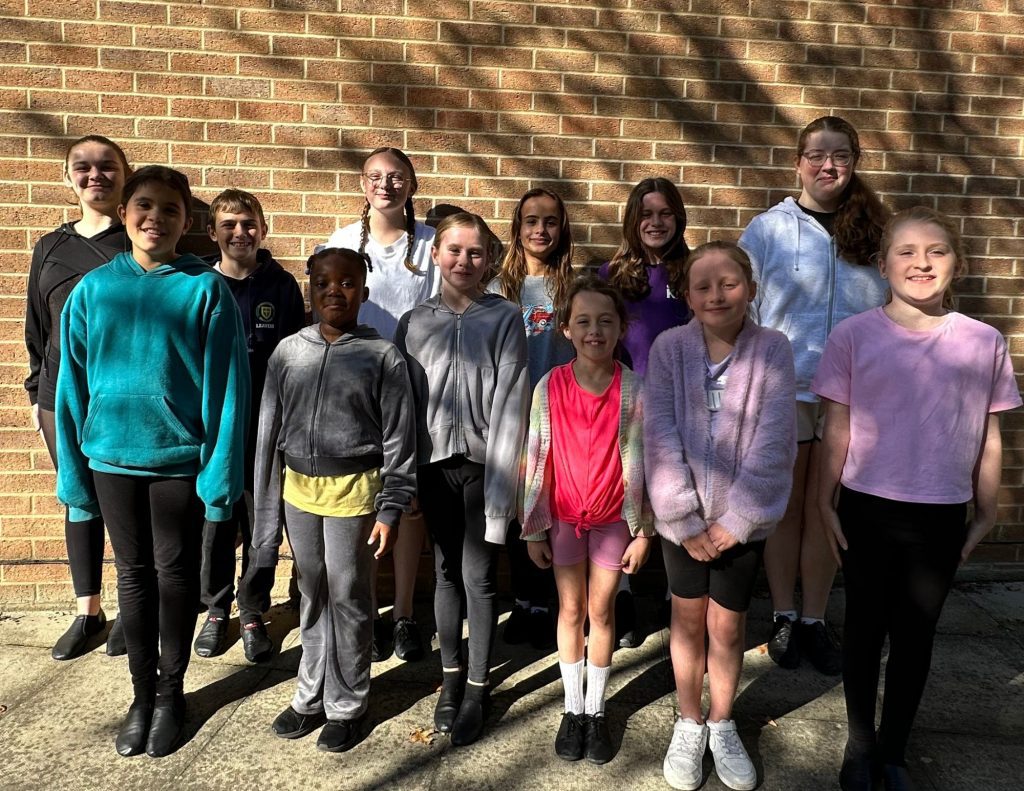 Meet The Cast – Compass Theatre – dk productions